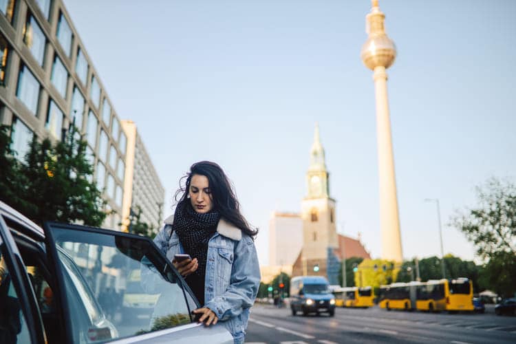 Uber na Europa: entenda como funciona e alternativas